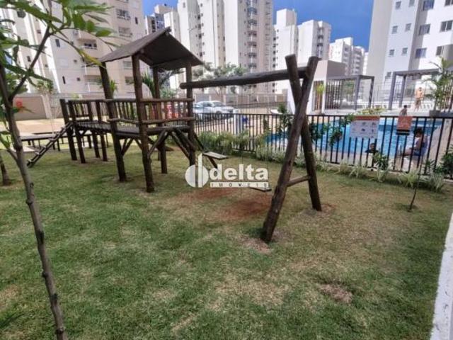 Apartamento com 2 quartos sendo 1 suíte disponível para locação no bairro Jardim Espanha em Uberlând