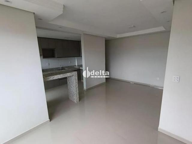 Apartamento com 2 quartos sendo 1 suíte disponível para locação no bairro Santa Mônica em Uberlândia