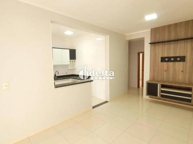 Apartamento com 2 quartos sendo 1 suíte disponível para venda no bairro Granada em Uberlândia MG