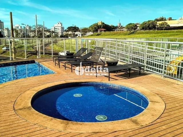 Apartamento com 2 quartos sendo 1 suíte disponível para venda no bairro Jaraguá em Uberlândia MG