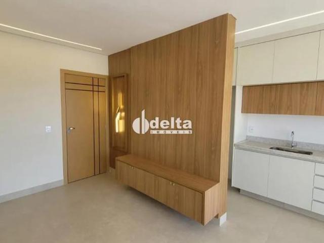 Apartamento com 2 quartos sendo 1 suíte disponível para venda no bairro Jardim Finotti em Uberlândia