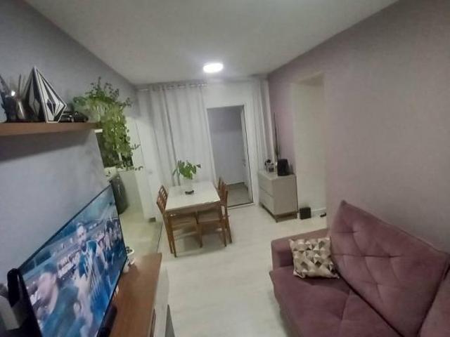 Apartamento com 2 quartos sendo 1 Suíte e 2 Vagas de Garagem