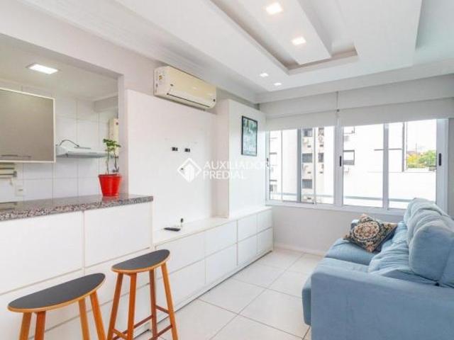 Apartamento com 2 quartos, sendo 1 suíte no bairro Tristeza