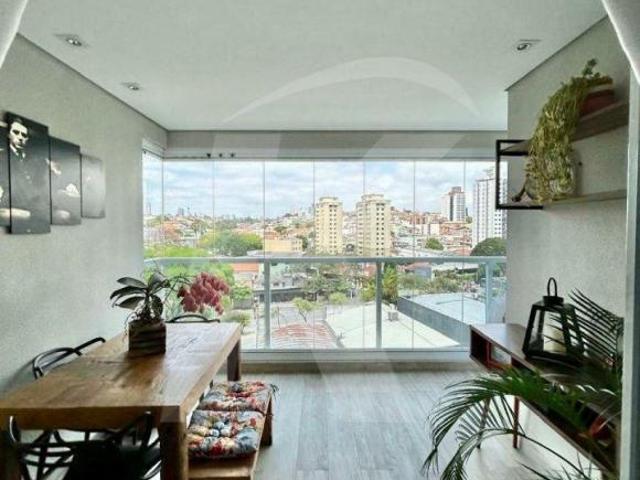 Apartamento com 2 quartos, sendo 1 Suíte, Varanda, Ar condicionado no Jardim São Paulo