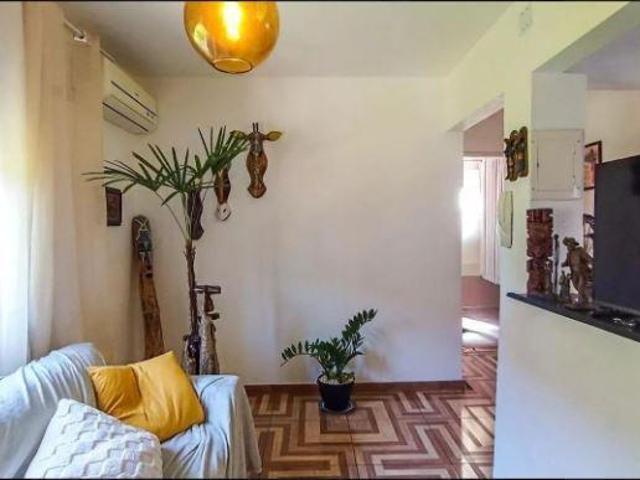 Apartamento com 2 quartos Tristeza