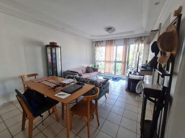 Apartamento com 2 quartos, vaga de garagem coberto em Taboão da Serra
