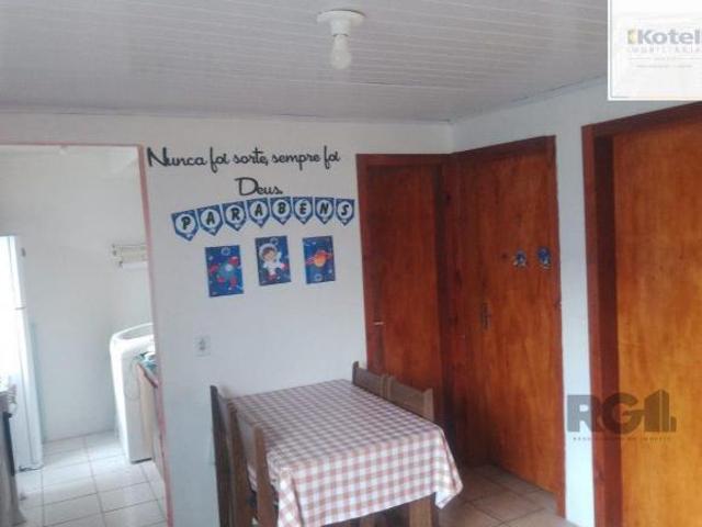 Apartamento com 2 quartos, vaga de garagem, no bairro Restinga, Porto Alegre/RS