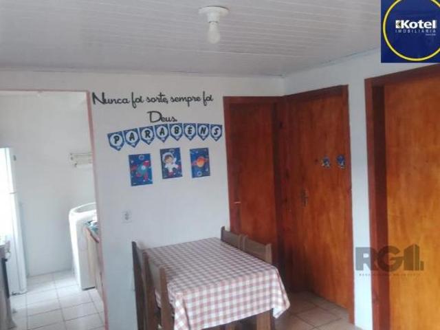 Apartamento com 2 quartos, vaga de garagem, no bairro Restinga, Porto Alegre/RS