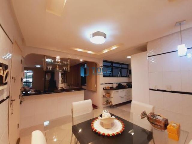 Apartamento com 2 quartos, vaga livre, à venda, 113 m² por R$ 370.0