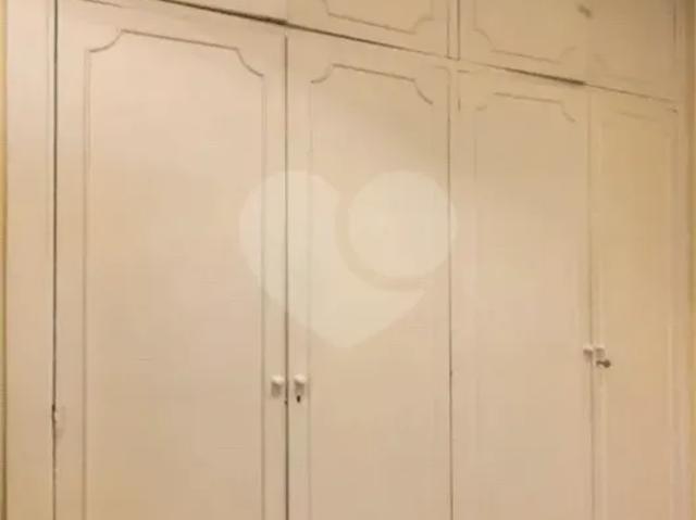 Apartamento com 2 quartos à venda em Cerqueira César SP