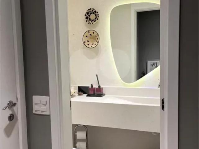 Apartamento com 2 quartos à venda em Campo Belo SP