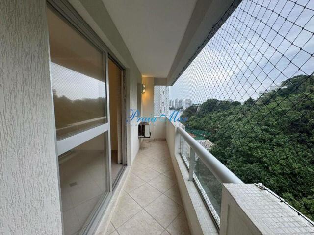 Apartamento com 2 quartos, 104 m²