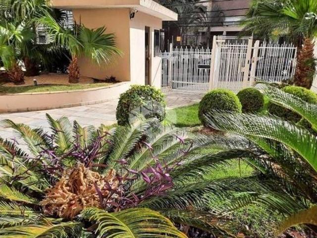 Apartamento com 2 quartos, 1 suíte, 1 vaga em Santa Teresinha