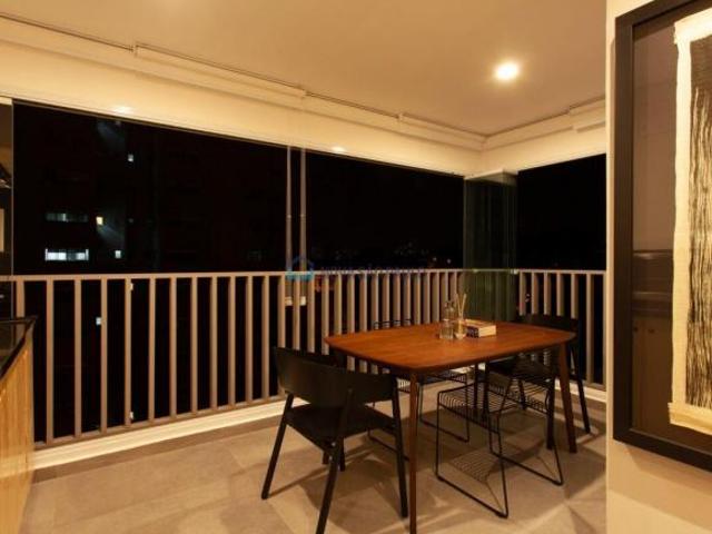 Apartamento com 2 quartos, 1 suite, 200 metros metrô!