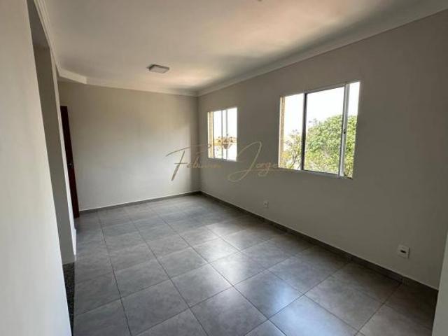 Apartamento com 2 quartos, 1 suíte à venda no Condomínio Ecovila Tipuana