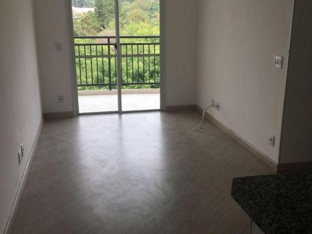 Apartamento com 2 quartos 1 suíte e 1 vaga na Vila Gomes / Butantã. FL64