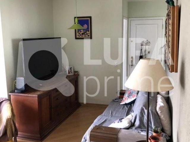 APARTAMENTO COM 2 QUARTOS 1 SUITE E 2 VAGAS A VENDA EM SANTANA