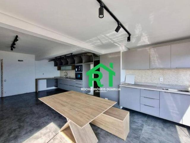 Apartamento com 2 quartos 1 suíte, varanda e 2 vagas à venda em Enseada, Guarujá