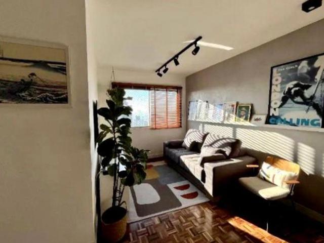 Apartamento com 2 quartos, 1 vaga, 65 m² à venda em Saúde