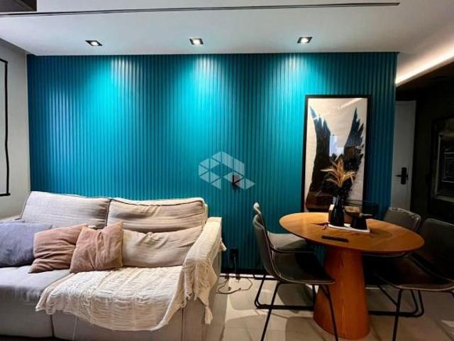 Apartamento com 2 quartos, 1 vagas e 42m² para vender por R$ 350.000