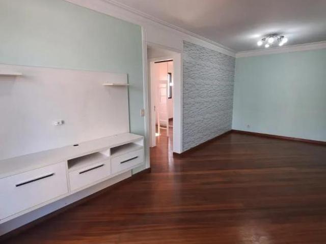 Apartamento com 2 quartos | 2 banheiros completos | 2 vagas | Varanda | Piscina