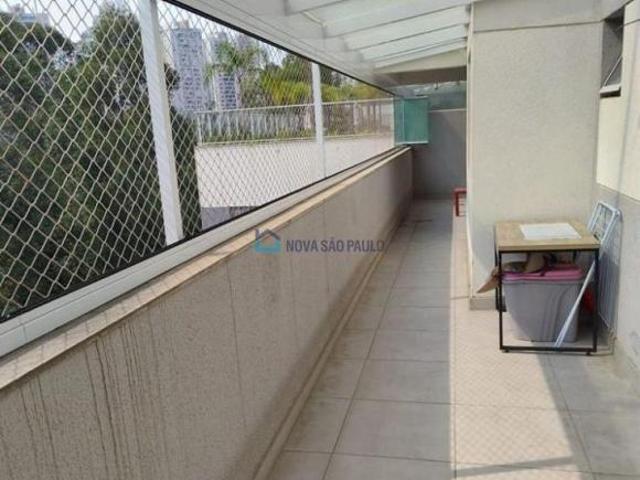 Apartamento com 2 Quartos, 2 banheiros e 1 Vaga à Venda Morumbi