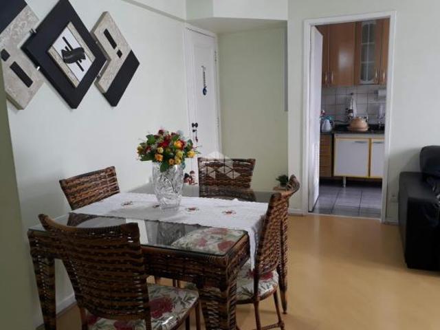 Apartamento com 2 quartos, 2 vagas e 68m² para vender por R$ 369.000