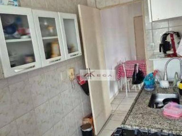 Apartamento com 2 quartos