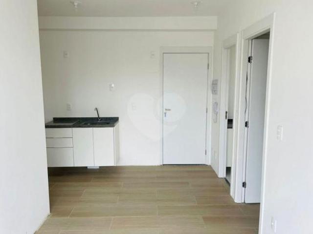 Apartamento com 2 quartos, 38 m² em Pinheiros para venda