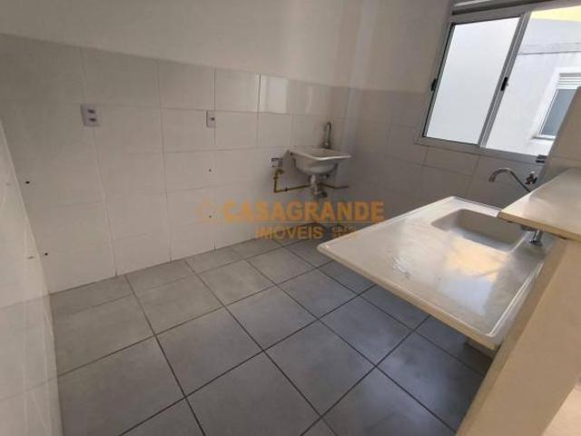 Apartamento com 2 quartos, 44 m², Parque Campo Pastori