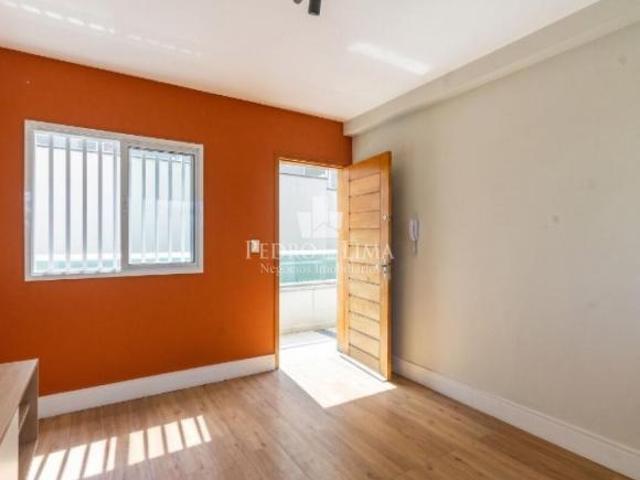 Apartamento com 2 quartos, 42 m², sem vaga de garagem, sem elevador, na Penha