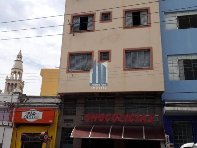 Apartamento com 2 quartos, 50 m²
