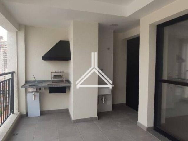 Apartamento com 2 quartos, 64 m²