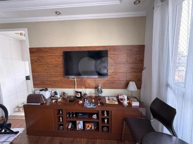 Apartamento com 2 Quartos, 67 m² à Venda em Vila Dom Pedro II