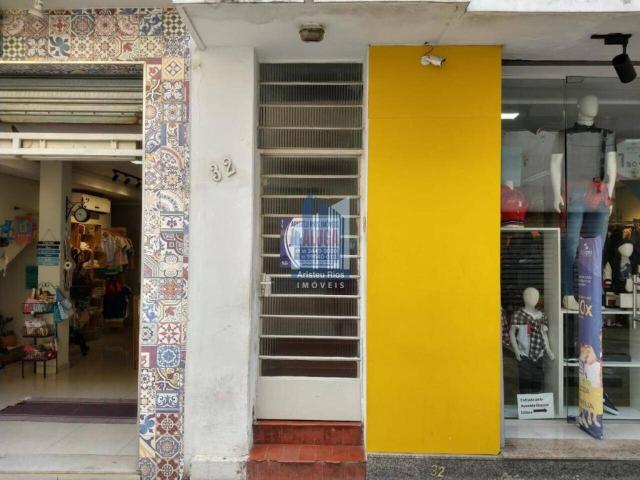 Apartamento com 2 quartos, 70 m²