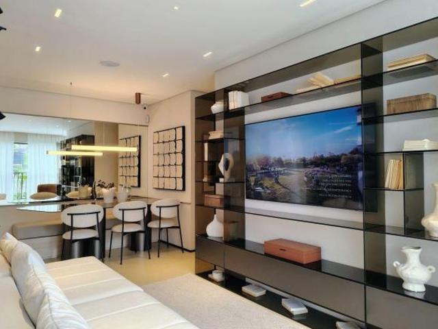 Apartamento com 2 quartos, 73 m² à venda em Vila Anastácio
