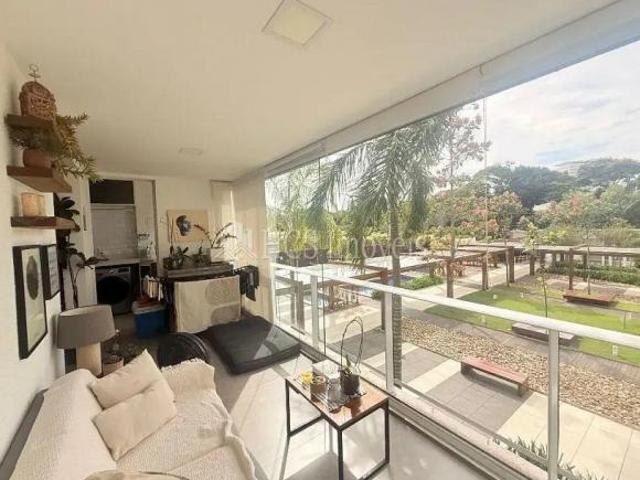 Apartamento com 2 quartos, 87 m², à venda por R$ 1.250.000