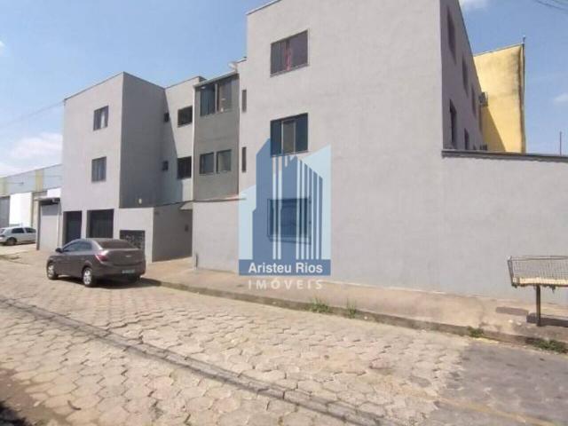 Apartamento com 2 quartos, 82 m²