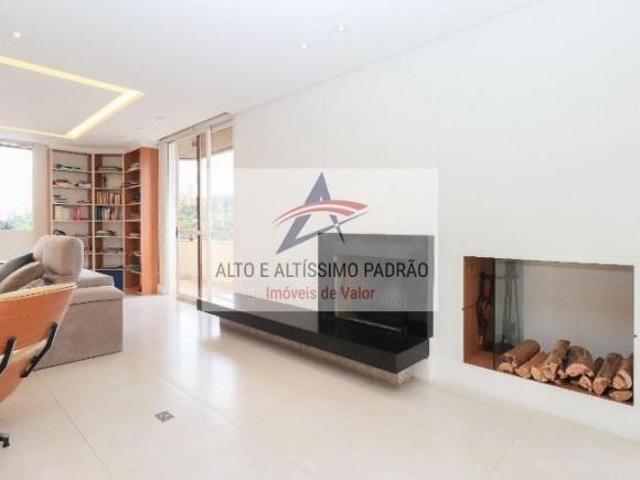 Apartamento com 2 suítes 3 vagas a venda em Pinheiros