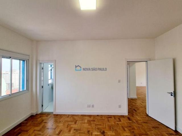 Apartamento com 2 suítes, 100 m² no Bairro Bela Vista