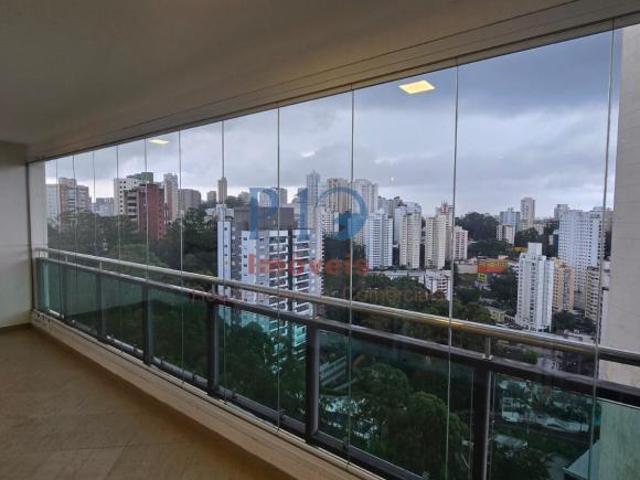Apartamento com 2 suítes 2 vagas a venda na Vila Andrade