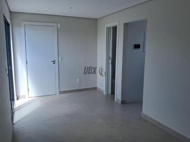 Apartamento com 2 suítes 2 vagas e área externa nas laterais!