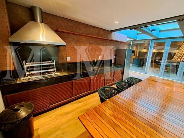 Apartamento com 2 suítes, 2 vagas e lazer completo, cinco minutos do Ibirapuera
