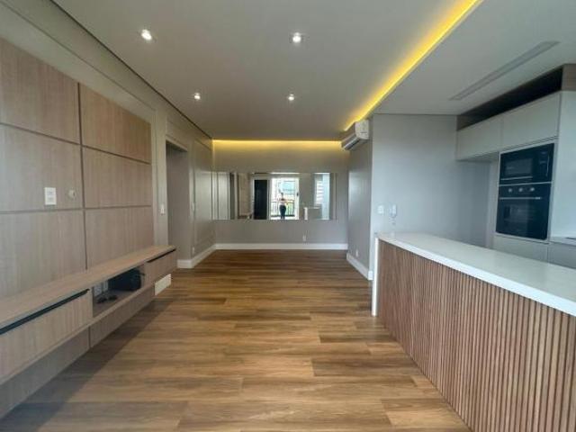 Apartamento com 2 suites com closet, 91 m² no Swiss Park