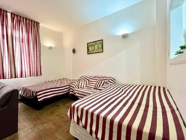 Apartamento com 2 suítes a 1 quadra do mar na Praia das Pitangueiras – Alfa Imóveis Guarujá