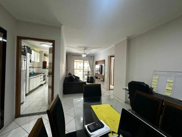 Apartamento à venda na Praia Grande Aviação com 2 suítes e varanda gourmet