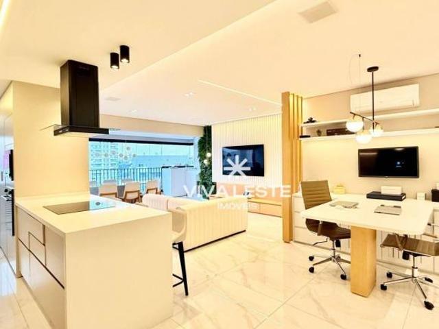 Apartamento com 2 Suítes à venda, 106 m² por R$ 2.010.000 Tatuapé São Paulo/SP