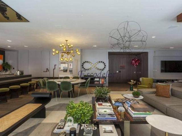 Apartamento com 2 Suítes à venda, 300 m² por R$ 23.000.000 Jardim América São Paulo/SP