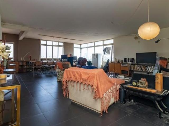 Apartamento com 2 suítes a venda em Pinheiros