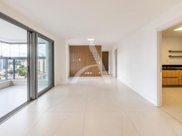 Apartamento com 2 suítes à venda no Edifício Vitra Cambuí em Campinas/SP